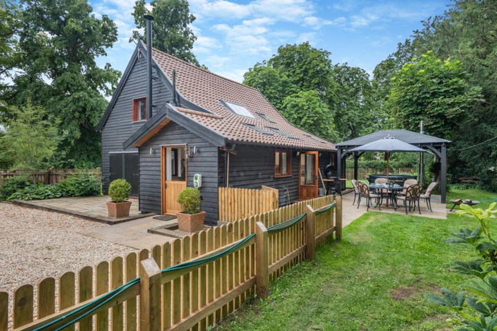 Cottage ∙ 3 Bedrooms ∙ 6 Guests - Norwich