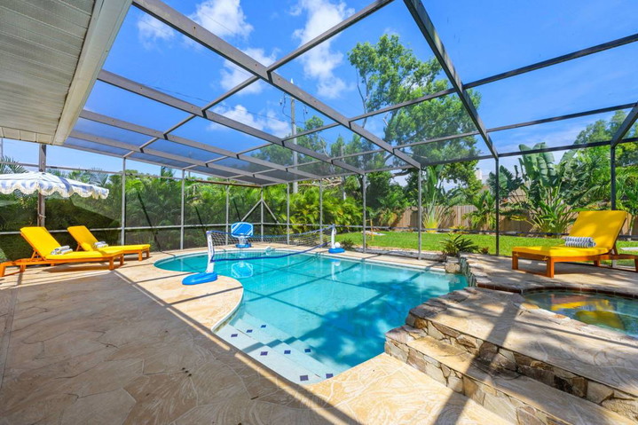 Ferienwohnung ∙ 4 Schlafzimmer ∙ 10 Gäste - Palm Harbor, FL