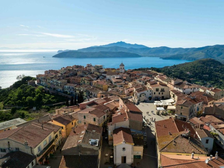 60 M² Apartamento ∙ 2 Habitaciones ∙ 5 Huéspedes - Capoliveri