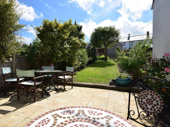 Cottage ∙ 3 Bedrooms ∙ 4 Guests - Appledore