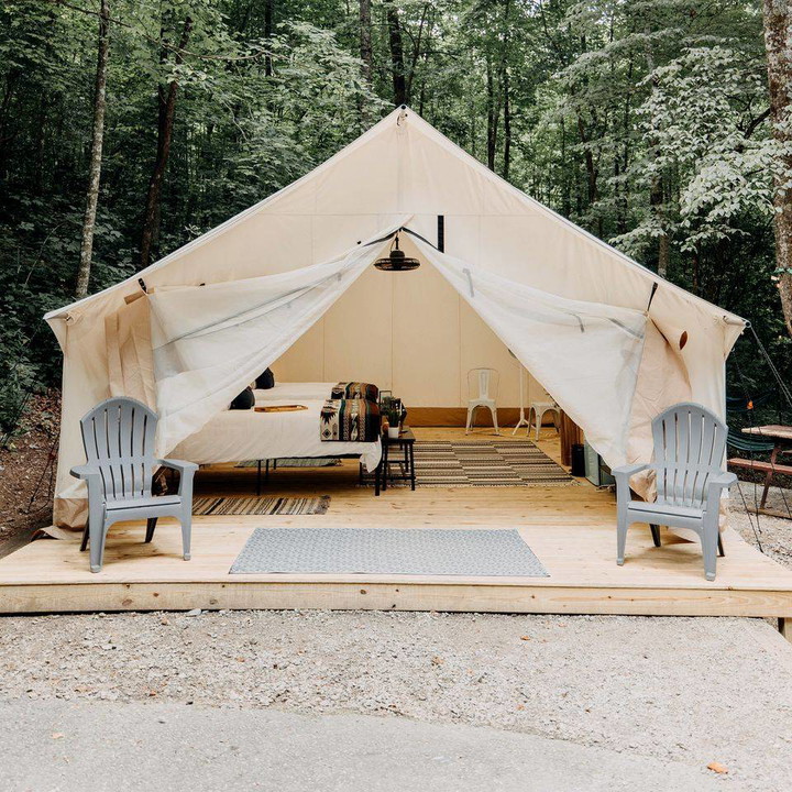 Camping ∙ 1 Habitación ∙ 7 Huéspedes - Helen, GA