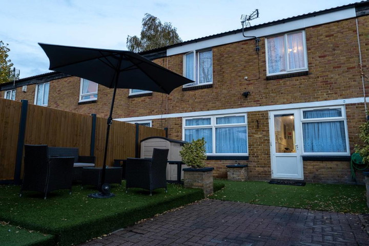 70 M² House ∙ 2 Bedrooms ∙ 5 Guests - London, UK