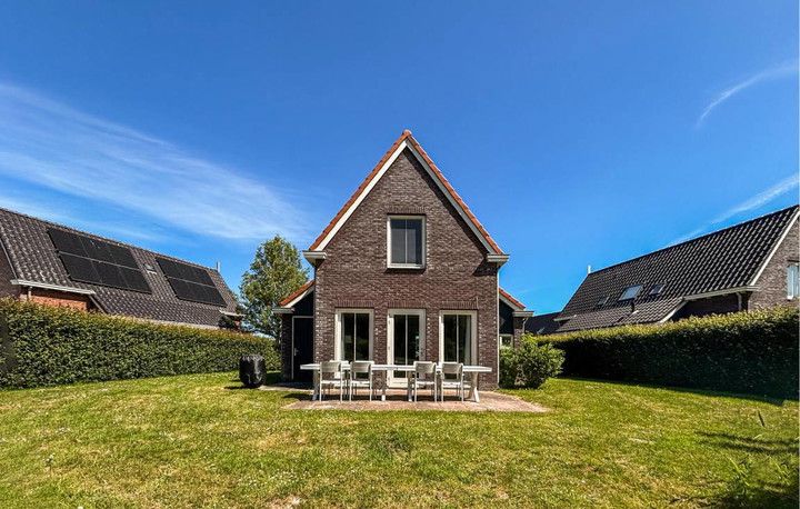 120 M² House ∙ 4 Bedrooms ∙ 8 Guests - Harlingen