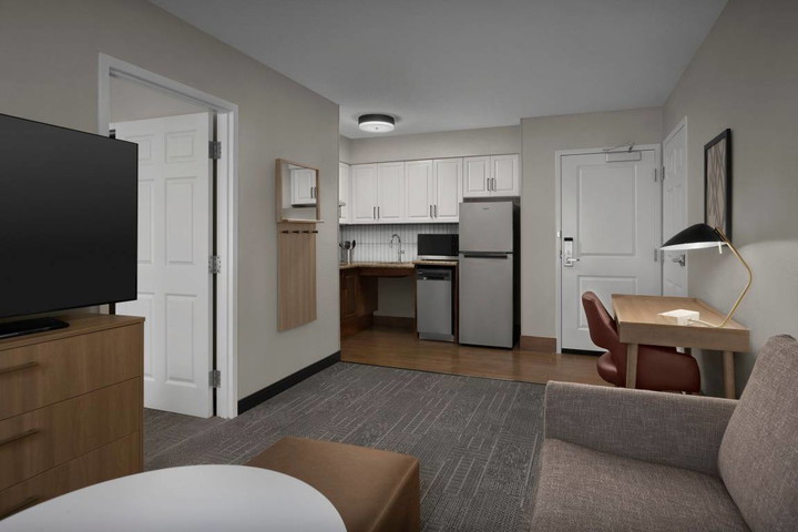 Studio Flat ∙ 1 Bedroom ∙ 2 Guests - Cary, NC