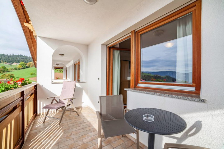48 M² Camera Privata ∙ 1 Camera Da Letto ∙ 5 Ospiti - Bolzano