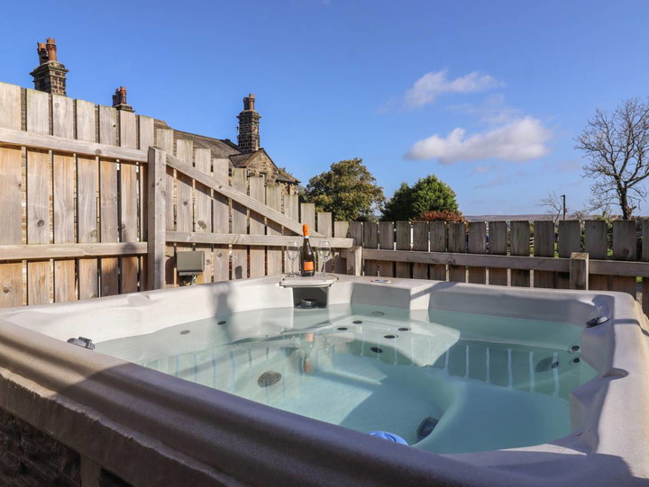 Cottage ∙ 3 Bedrooms ∙ 6 Guests - Haworth