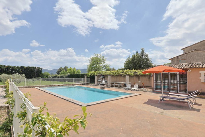 100 M² Maison De Vacances ∙ 2 Chambres ∙ 4 Personnes - Saint-Rémy-de-Provence