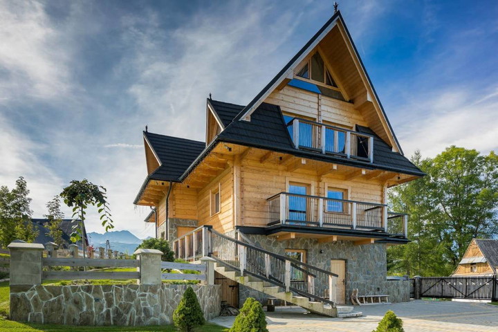 331 M² House ∙ 7 Bedrooms ∙ 20 Guests - Zakopane