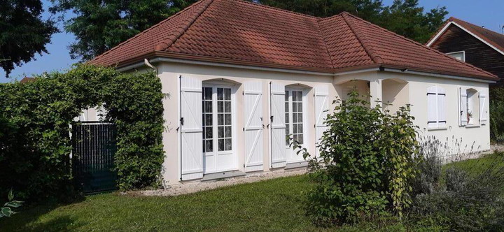 107 M² Gîte ∙ 4 Chambres ∙ 6 Personnes - Troyes