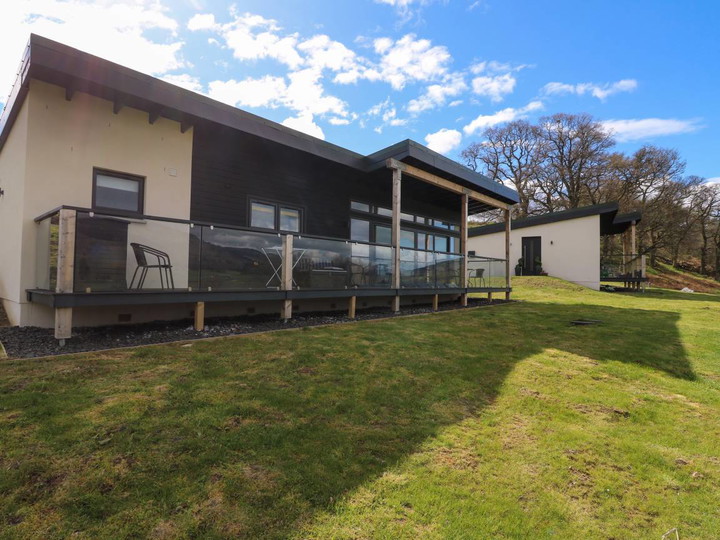 Cottage ∙ 3 Bedrooms ∙ 6 Guests - Kenmore
