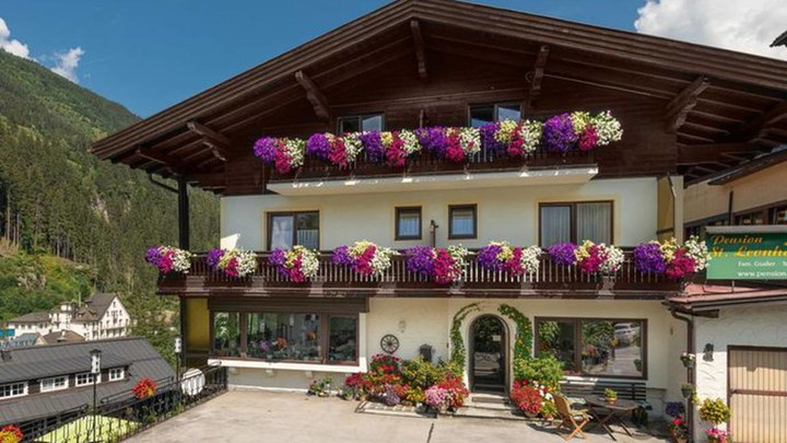 22 M² Hotel ∙ 1 Bedroom ∙ 3 Guests - Badgastein