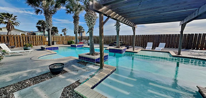 128 M² House ∙ 3 Bedrooms ∙ 7 Guests - Corpus Christi, TX