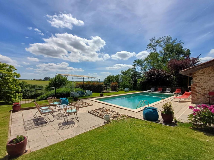 550 M² Gîte ∙ 11 Chambres ∙ 30 Personnes - Albi