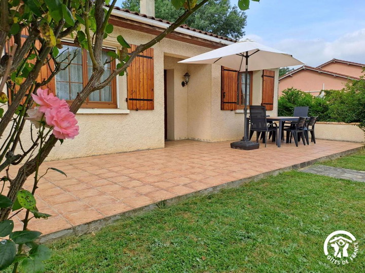 90 M² Gîte ∙ 3 Chambres ∙ 6 Personnes - Tarn