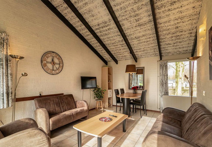 45 M² Bungalow ∙ 2 Makuuhuonetta ∙ 4 Vierasta - Aachen