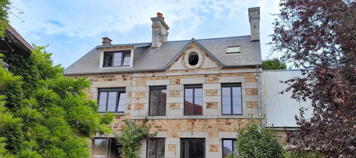 170 M² Gîte ∙ 6 Slaapkamers ∙ 12 Gasten - Jullouville