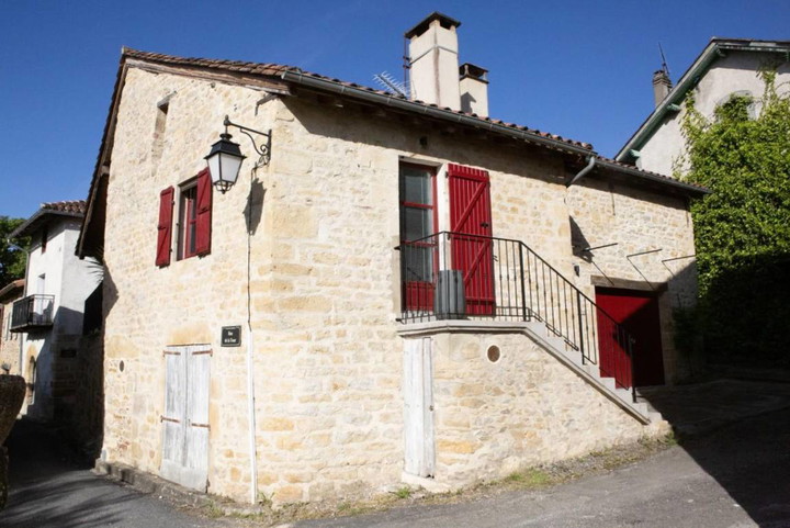120 M² Gîte ∙ 3 Chambres ∙ 6 Personnes - Bretenoux