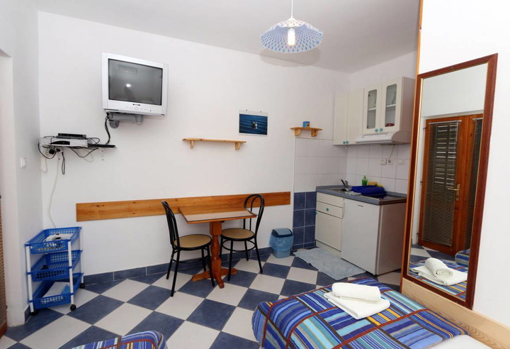 16 M² Studio ∙ 1 Schlafzimmer ∙ 2 Gäste - Drvenik