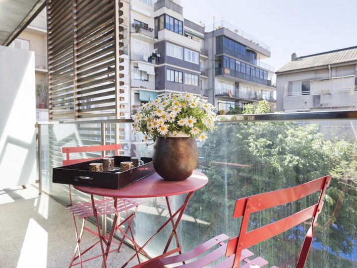 80 M² Apartment ∙ 3 Bedrooms ∙ 6 Guests - Barcelona-El Prat Airport (BCN)