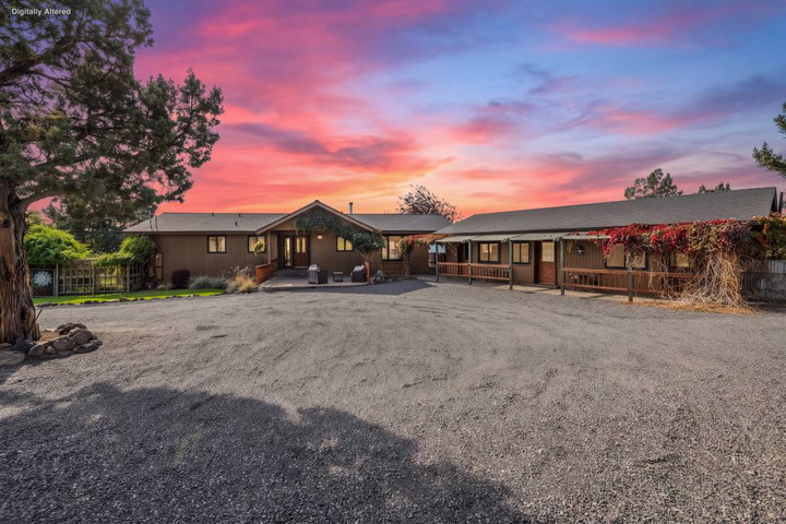 186 M² House ∙ 4 Bedrooms ∙ 11 Guests - Redmond, OR