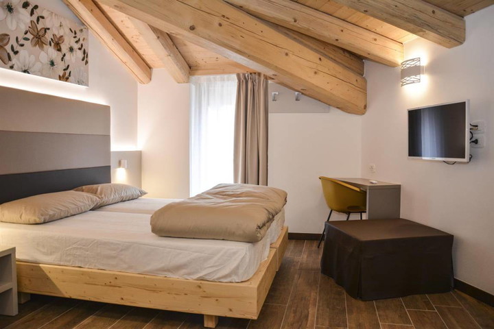 16 M² Hôtel ∙ 1 Chambre ∙ 2 Personnes - Riva del Garda