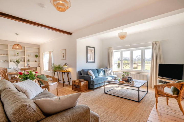 Cottage ∙ 5 Bedrooms ∙ 10 Guests - Norwich