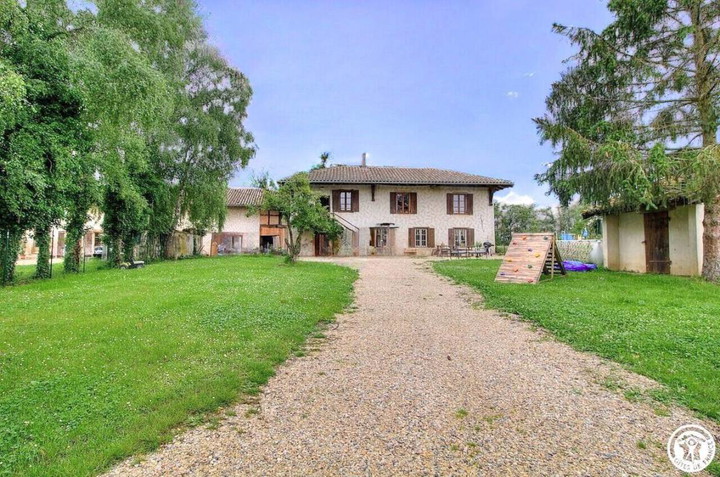Gîte ∙ 2 Chambres ∙ 6 Personnes - Châtillon-sur-Chalaronne