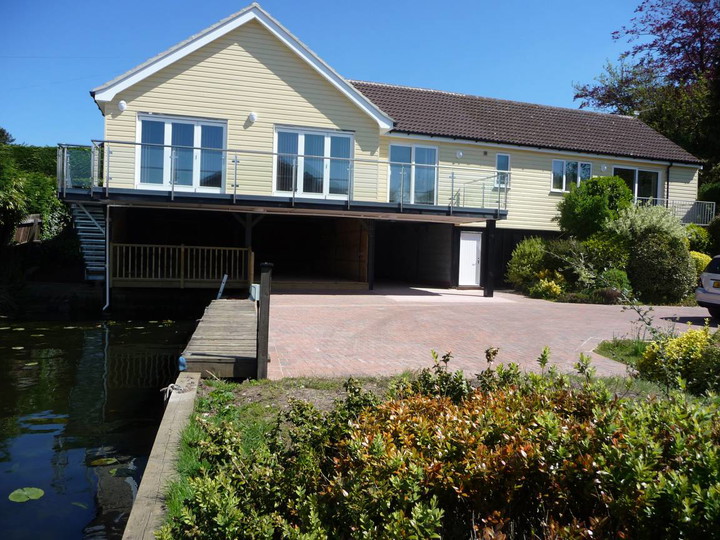 Cottage ∙ 4 Bedrooms ∙ 7 Guests - Wroxham