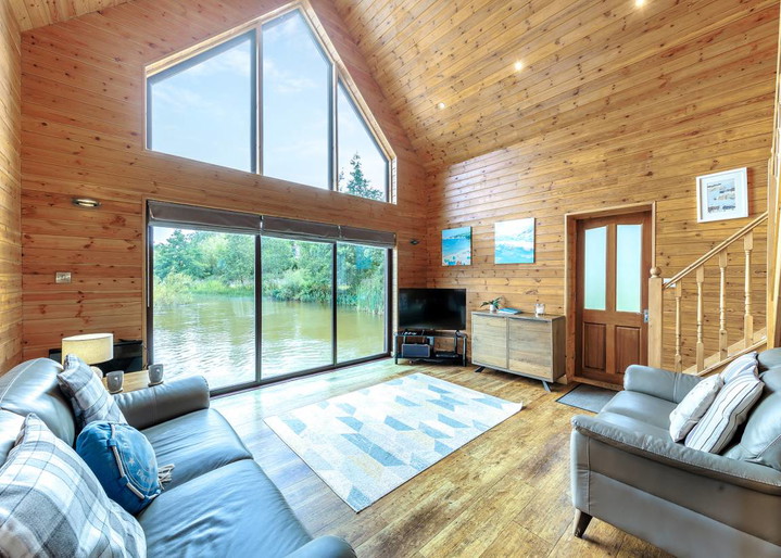 Chalet ∙ 2 Bedrooms ∙ 4 Guests - Beaumaris