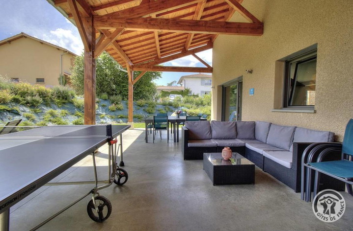 150 M² Gîte ∙ 4 Chambres ∙ 15 Personnes - Rhône-Alpes