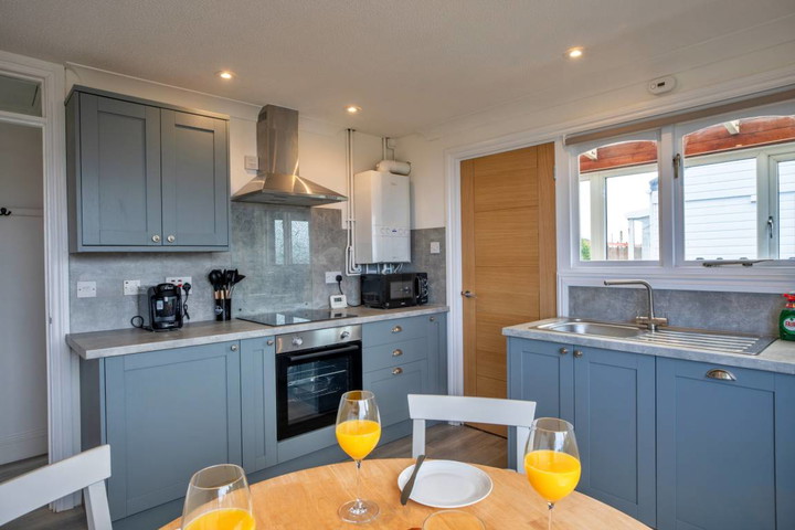 80 M² Bungalow ∙ 2 Habitaciones ∙ 4 Huéspedes - Plymouth