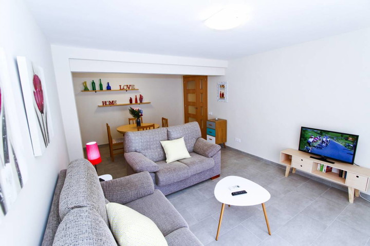 65 M² Apartamento ∙ 2 Habitaciones ∙ 6 Huéspedes - Salou