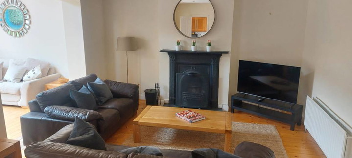 95 M² House ∙ 3 Bedrooms ∙ 6 Guests - Bray