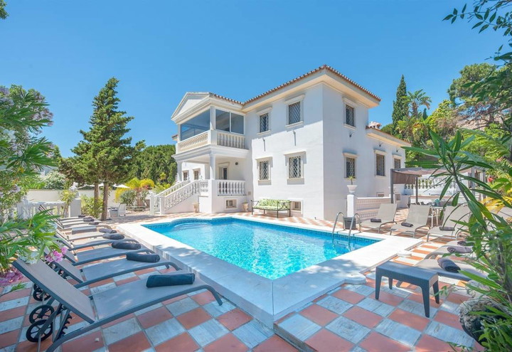 580 M² Villa ∙ 8 Chambres ∙ 15 Personnes - Costa del Sol