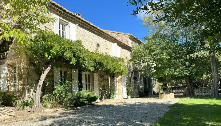 532 M² House ∙ 10 Bedrooms ∙ 15 Guests - Avignon