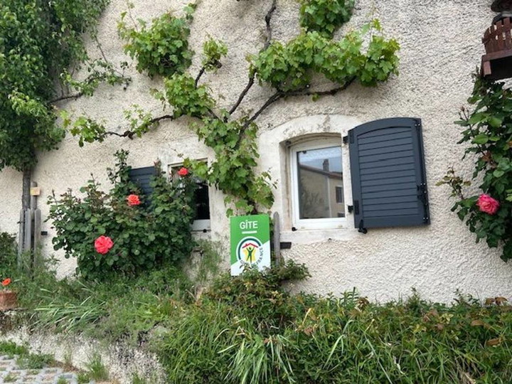 300 M² Cottage ∙ 5 Chambres ∙ 10 Personnes - Meuse
