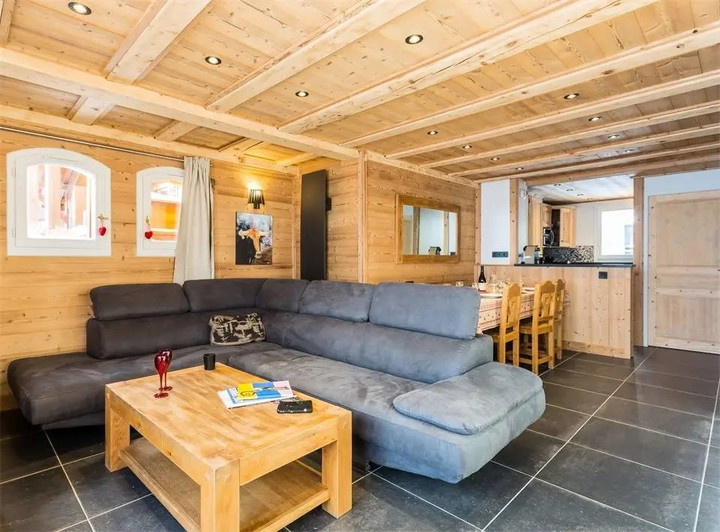 110 M² Chalet ∙ 6 Bedrooms ∙ 12 Guests - Val Thorens