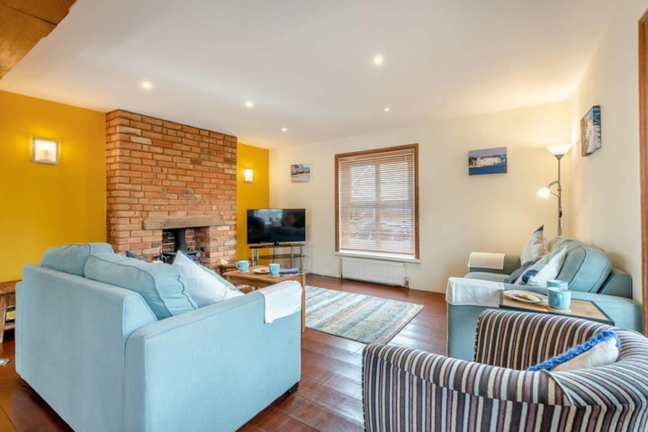 Cottage ∙ 3 Bedrooms ∙ 5 Guests - Swanage