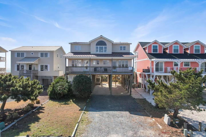 226 M² House ∙ 4 Bedrooms ∙ 12 Guests - Holden Beach, NC