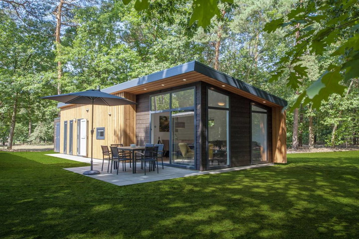 Chalet ∙ 2 Slaapkamers ∙ 4 Gasten - Eindhoven