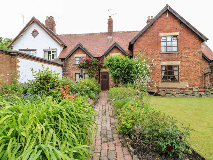 Cottage ∙ 3 Bedrooms ∙ 4 Guests - Derby, UK
