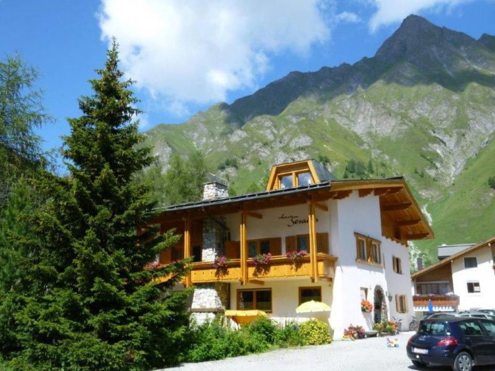 Ferienwohnung ∙ 2 Schlafzimmer ∙ 5 Gäste - Ischgl