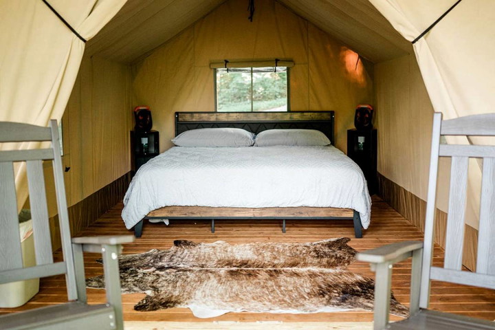 Acampamento ∙ 1 Quarto ∙ 2 Hóspedes - Knoxville, TN