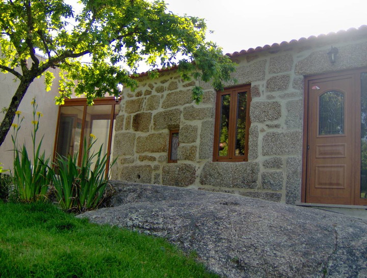 24 M² Quarto Particular ∙ 1 Quarto ∙ 3 Hóspedes - Santa Comba Dão