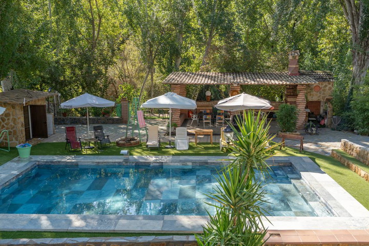 300 M² Villa ∙ 8 Slaapkamers ∙ 19 Gasten - Beas de Segura