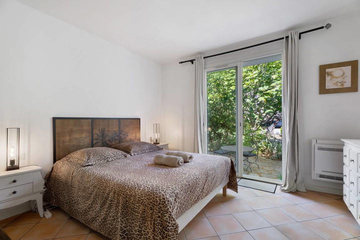 21 M² Chambre Privée ∙ 1 Chambre ∙ 2 Personnes - La Seyne-sur-Mer