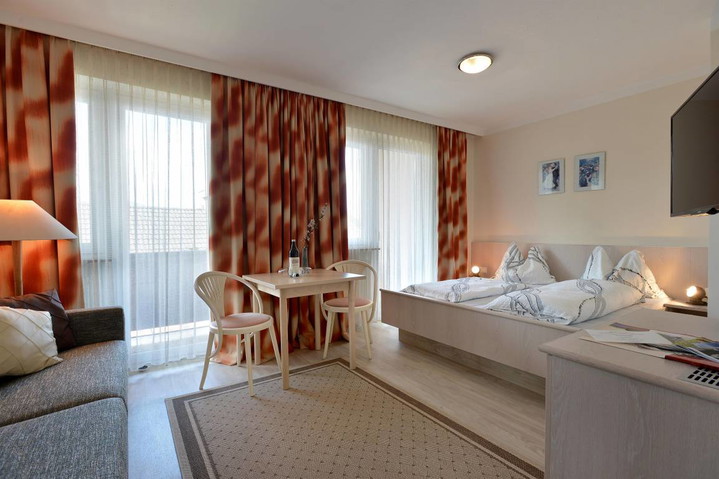 30 M² Hotel ∙ 1 Schlafzimmer ∙ 4 Gäste - Kufstein