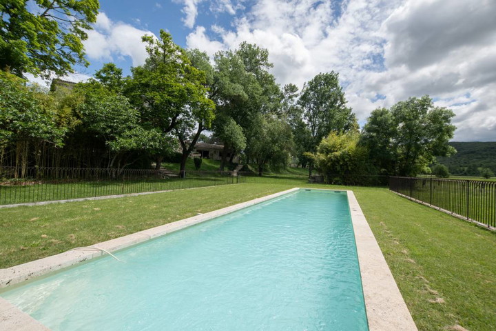 105 M² Appartement ∙ 2 Chambres ∙ 4 Personnes - Balazuc