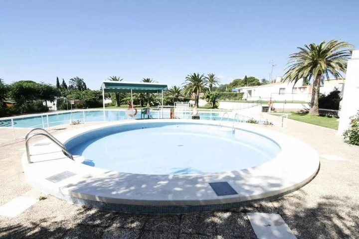 35 M² Bungalow ∙ 2 Habitaciones ∙ 5 Huéspedes - Montbrió del Camp