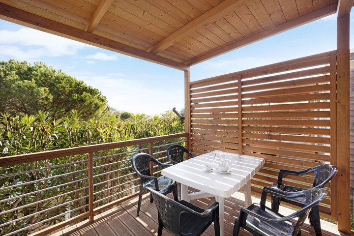 34 M² Caravan ∙ 2 Slaapkamers ∙ 5 Gasten - Ligurië